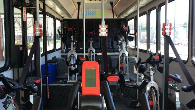 Al trabajo en bus y ejercitándote en bicicleta – Telemundo Nueva Inglaterra