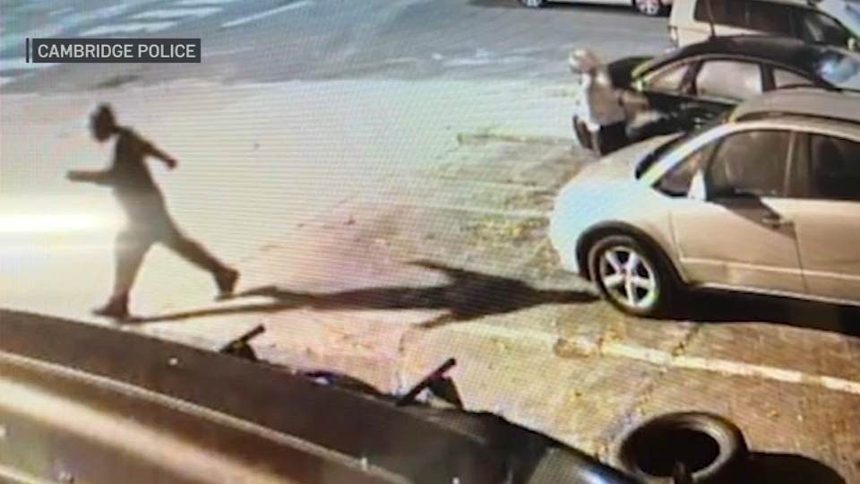 Cambridge Massachusetts buscan sospechosos de robar autos y negocios ...