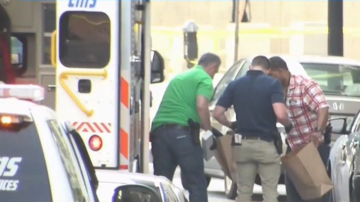 Evalúan estabilidad mental de mujer de East Boston acusada de apuñalar ...