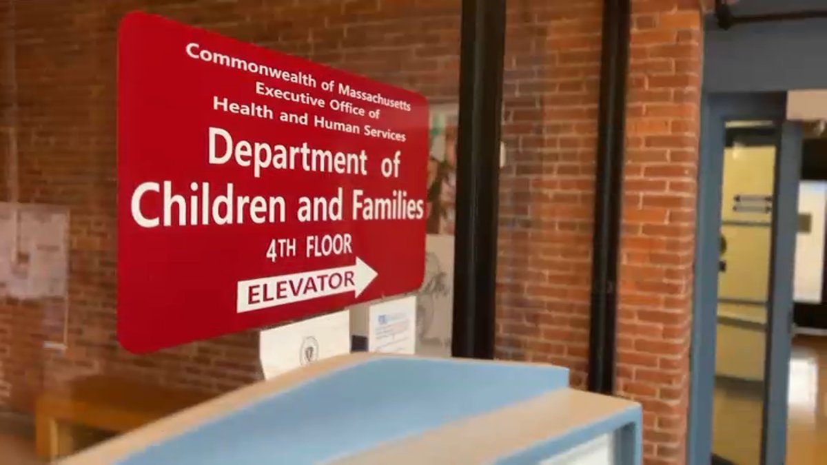 Trabajador social acusado de violar a mujer de Boston que asistía ...