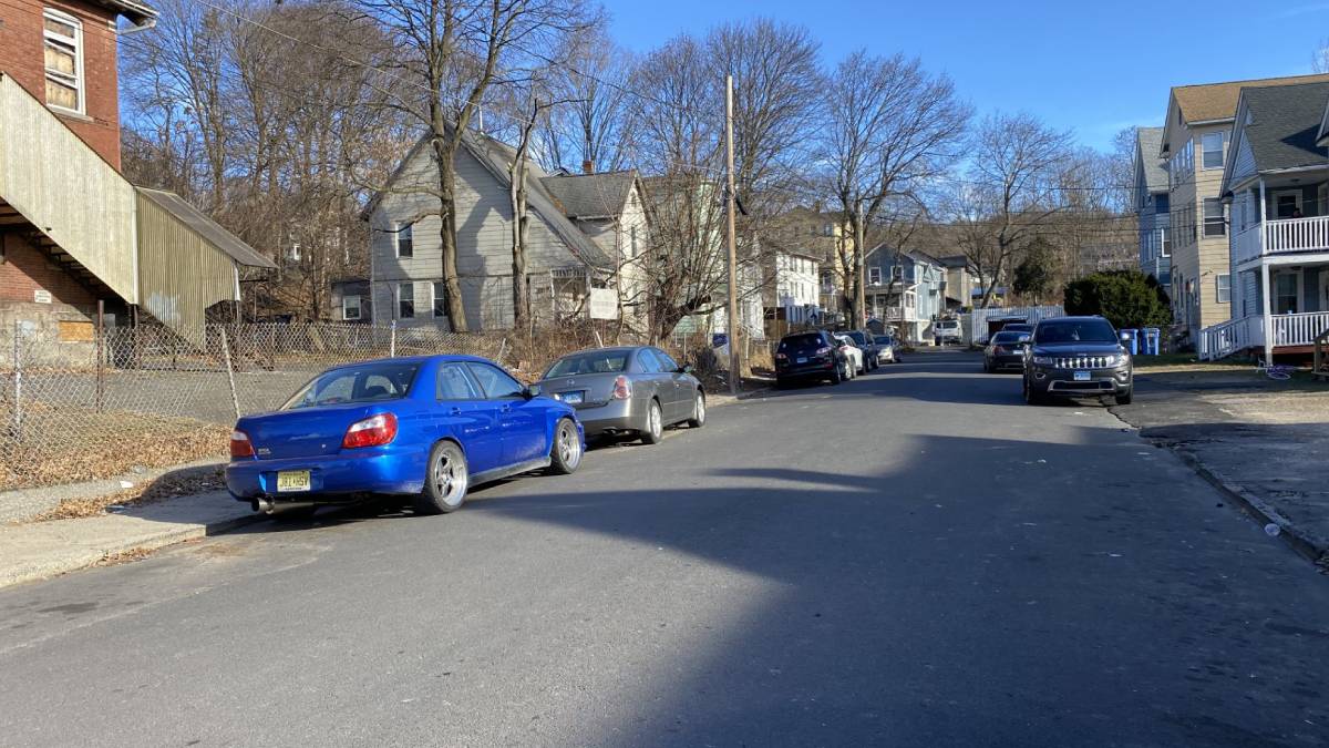 Adolescente arrestado en relación con el asesinato de estudiante en ...