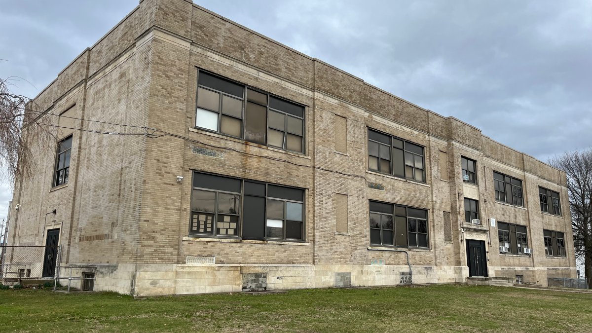 Bridgeport podría cerrar seis escuelas públicas según recomendación del ...