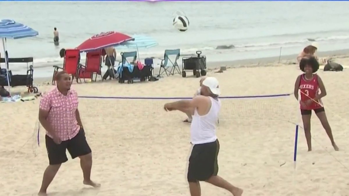 Familias celebran el 4 de julio en la playa de Revere – Telemundo Nueva ...