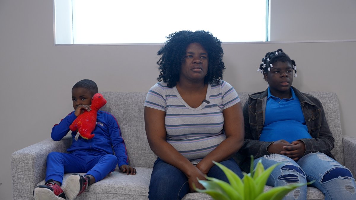 Recién llegados: Organizaciones comunitarias dan apoyo esencial a ...