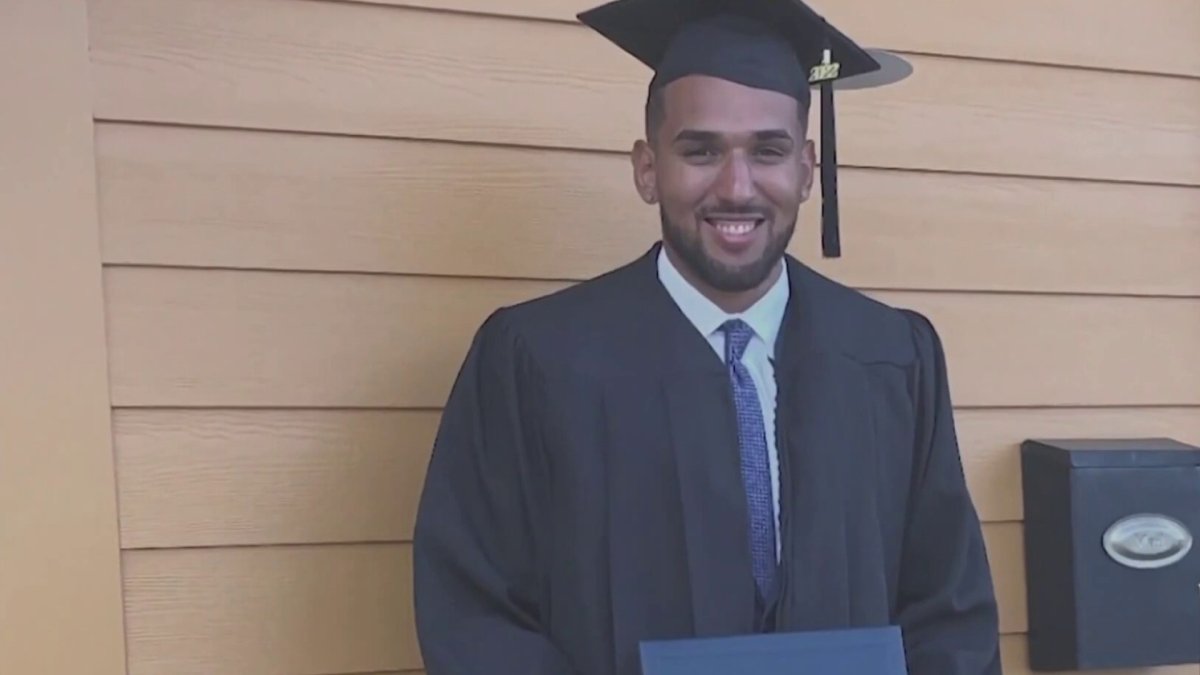 Se cumplen ocho meses de la muerte del oficial Enrique Delgado-García ...