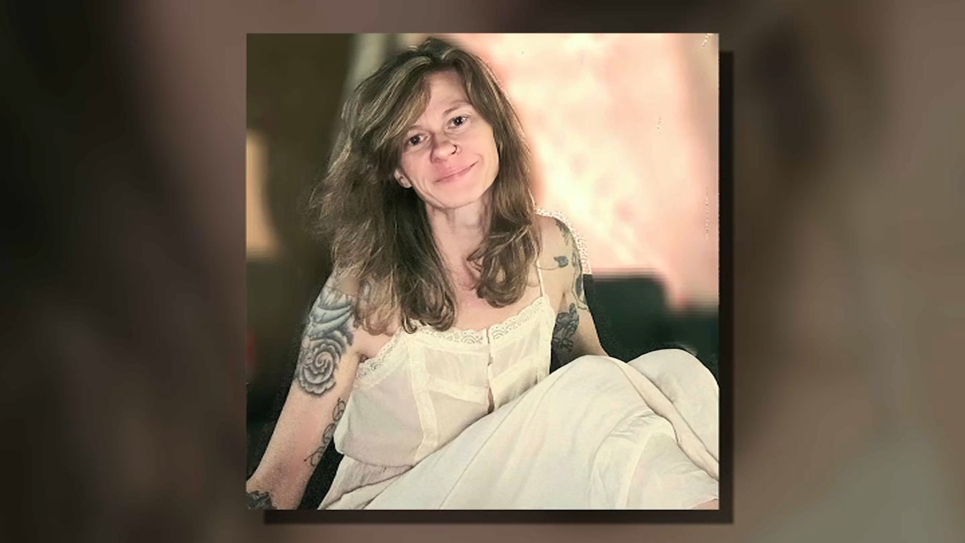 Fiscal califica de asesinato-suicidio muertes de dos adultos en casa de ...