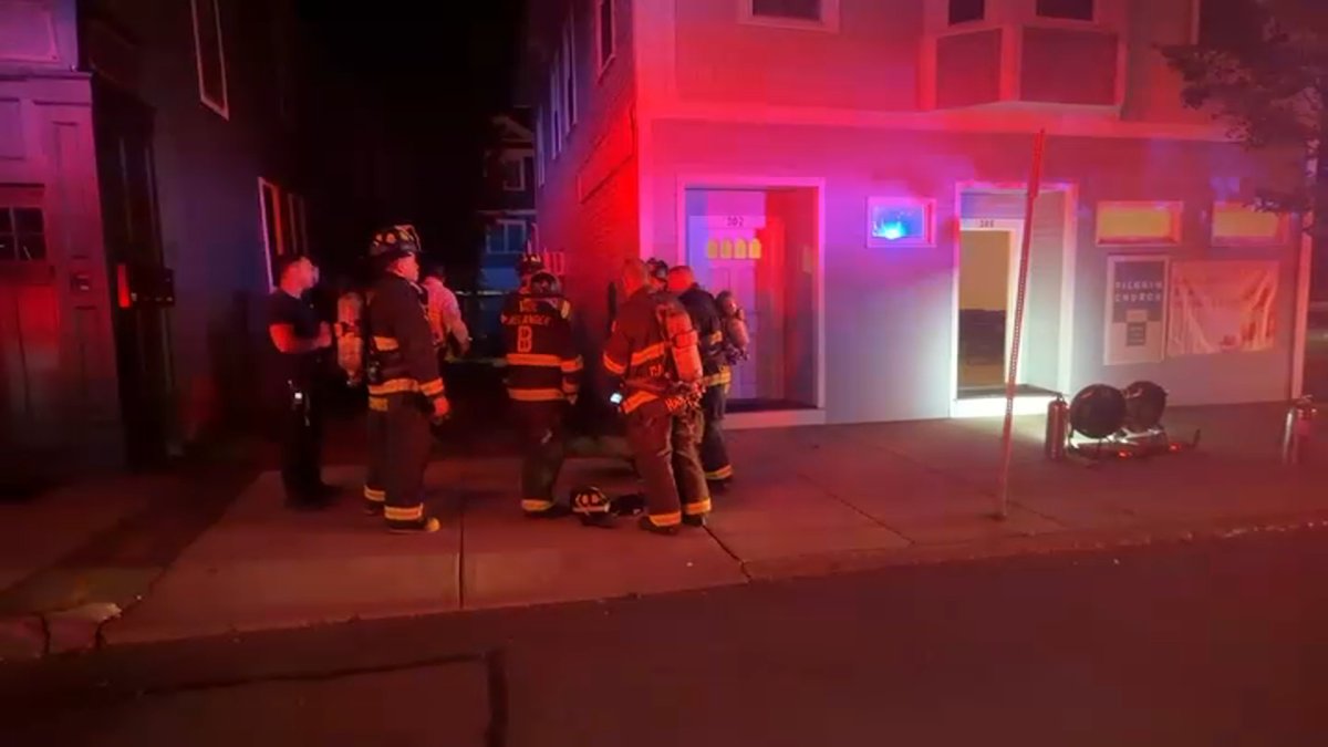 Acusan a adolescente de provocar incendio en iglesia de Beverly ...