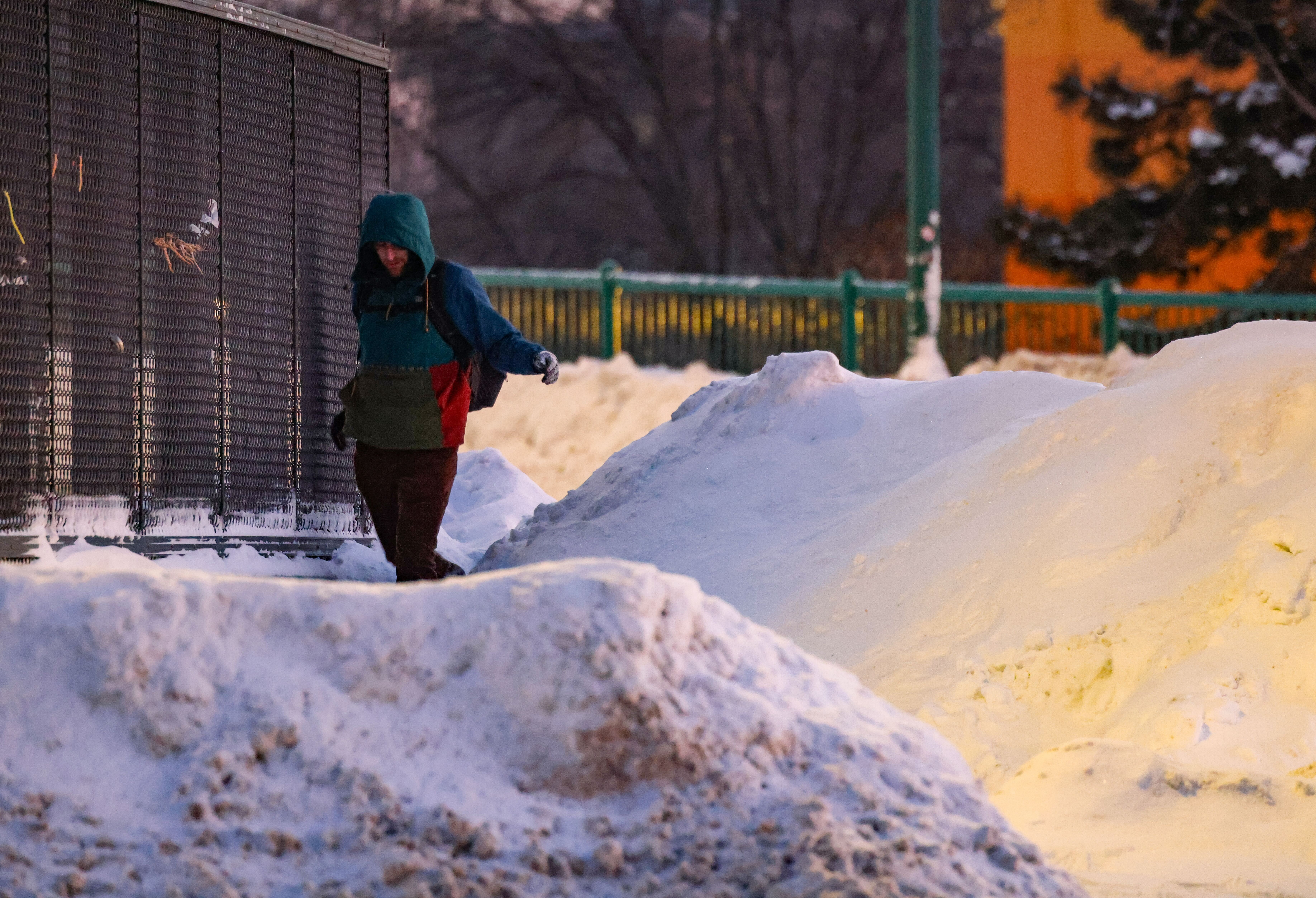 Récord de nieve en Boston; posibilidad de otra tormenta invernal ...