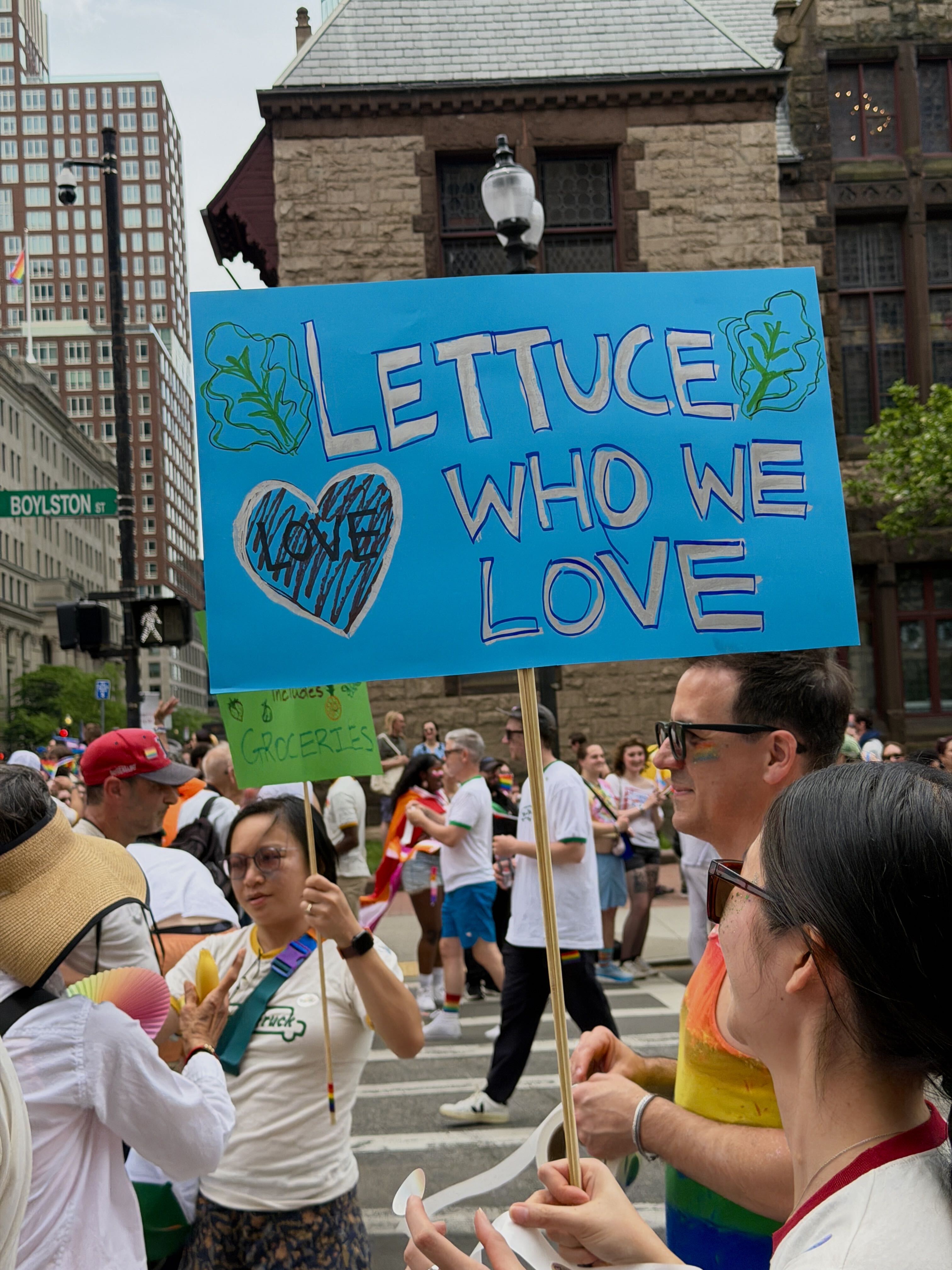 FOTOS: Desfile del Orgullo en Boston 2026 – Telemundo Nueva Inglaterra